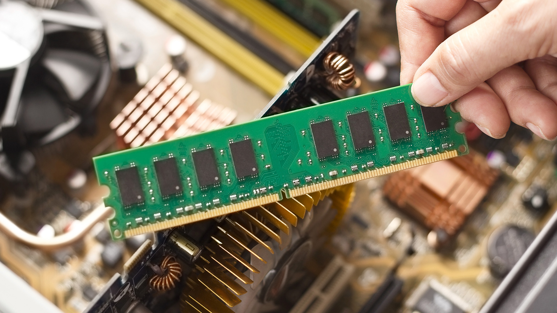 How Much RAM Do You Need? 8GB vs 16GB vs 32GB