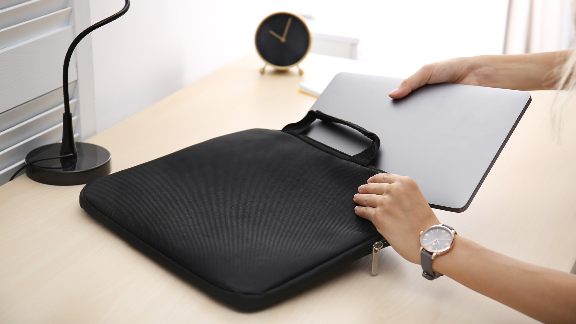 Choosing the Perfect Laptop Bag & Cases: Style, Comfort & Protection ...